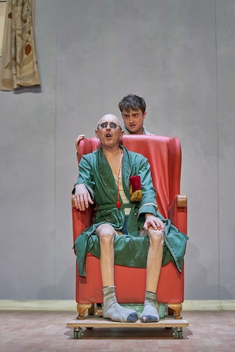 First Look: Daniel Radcliffe and Alan Cumming in Endgame at The Old Vic ...