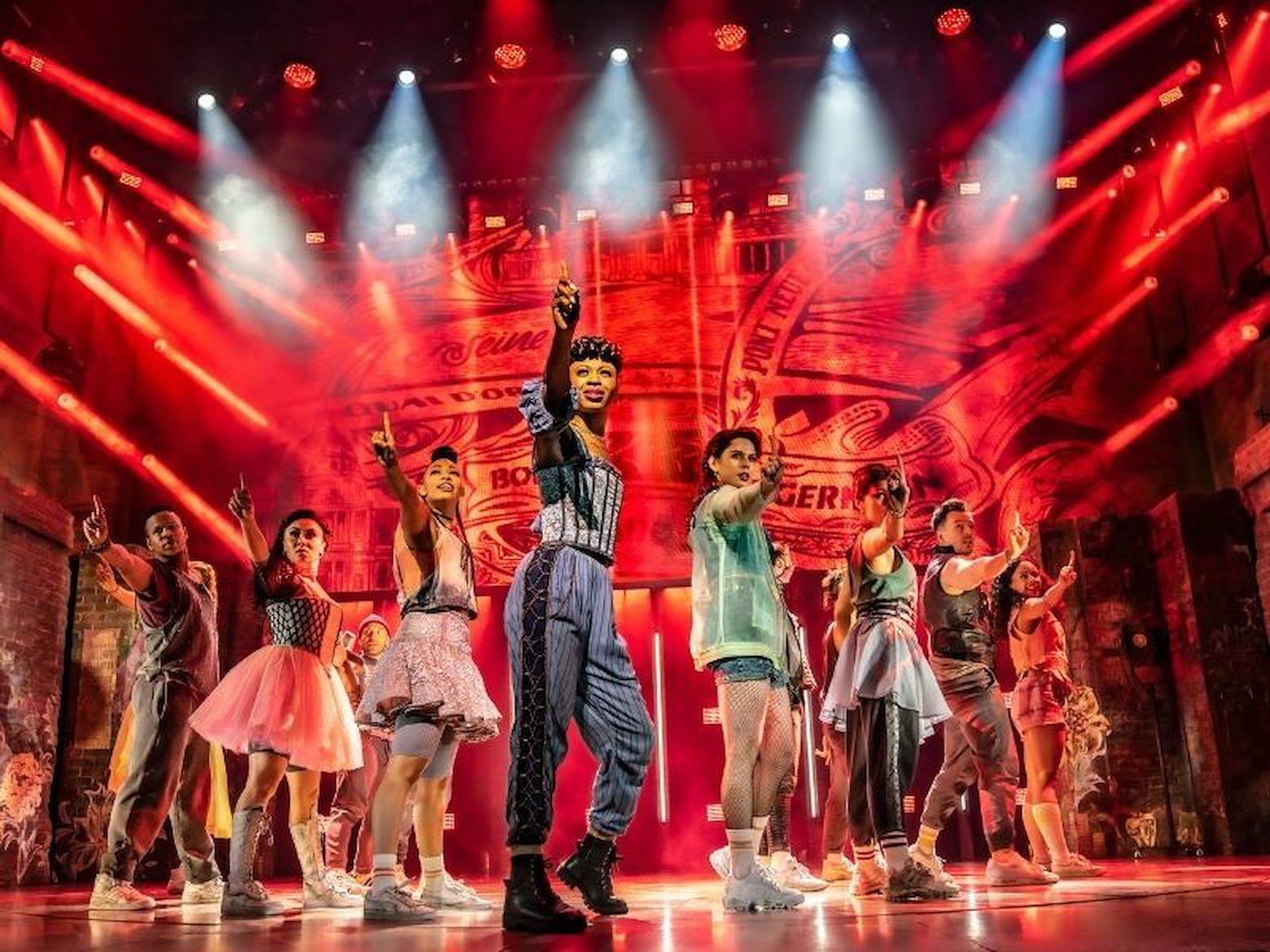 First Look: & Juliet releases production images of 2022 cast | London ...