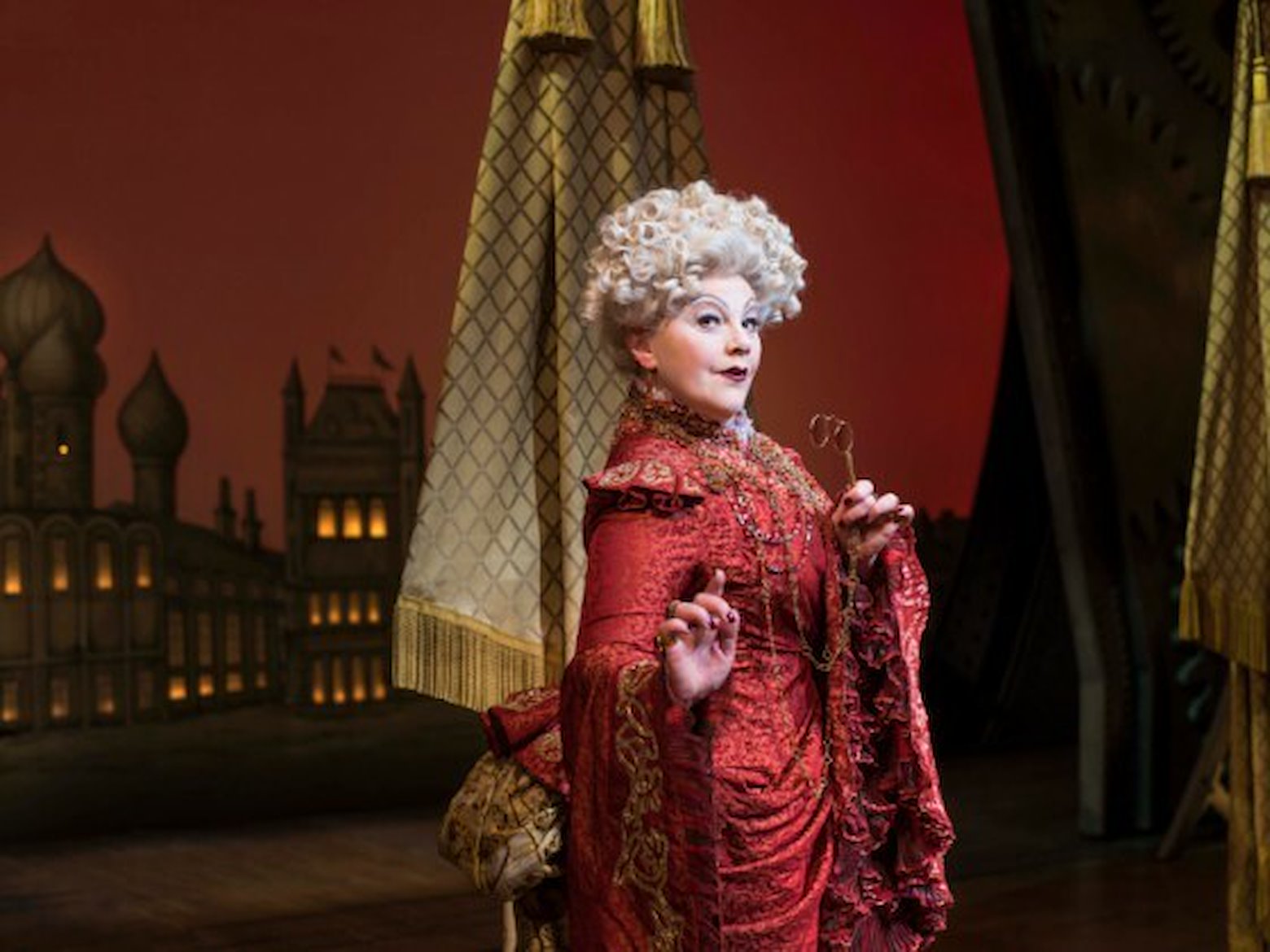 New Production Images Released for Wicked | London Theatre Direct