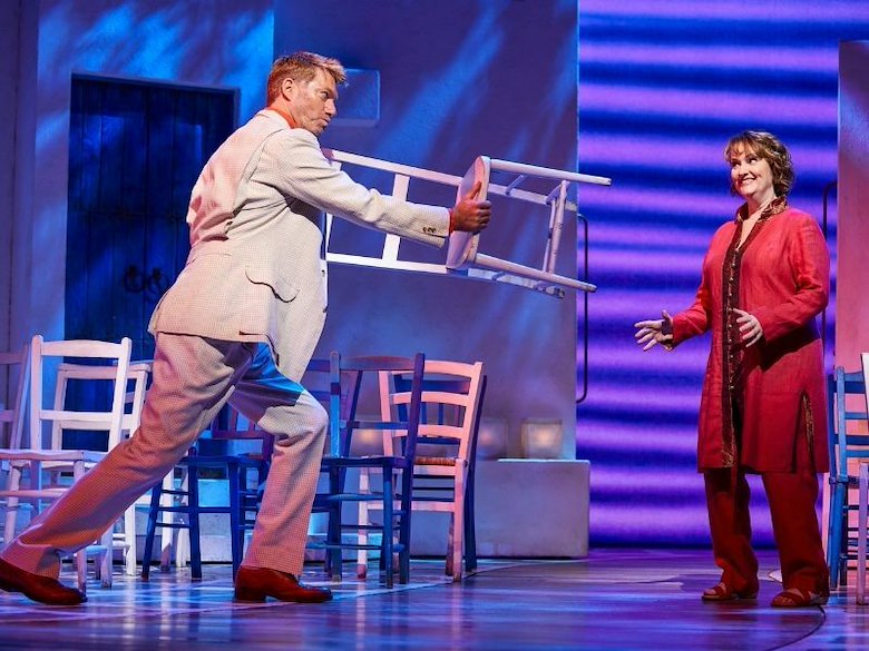 Check out the new cast of MAMMA MIA! | London Theatre Direct